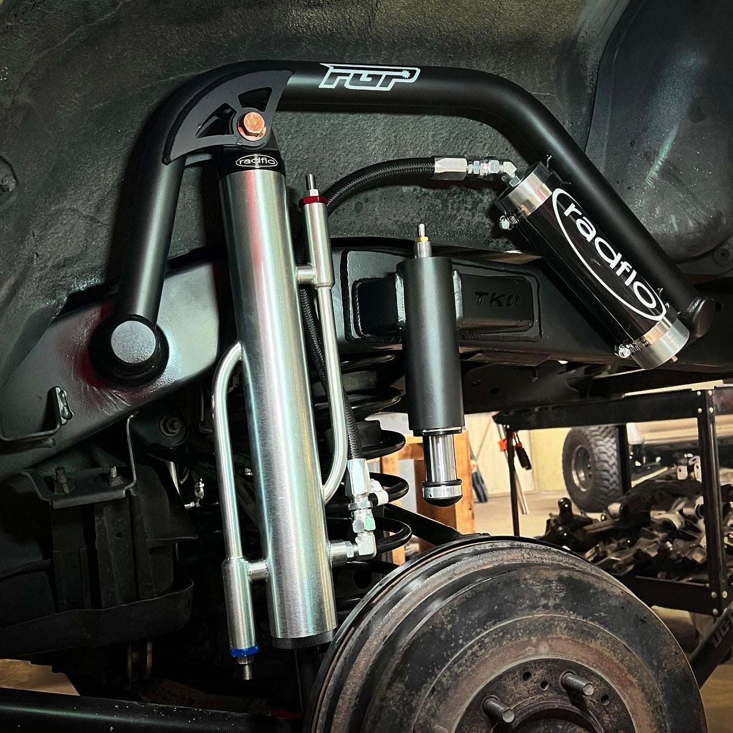 Two-Tube Bypass Shocks (for OSR) – Freel Good Performance
